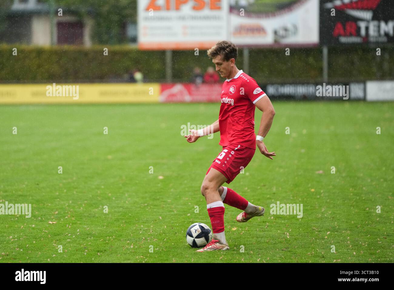 Holger Bux (Bahlinger SC, 6) Regionalliga S?dwest: Bahlinger SC vs. 1 ...