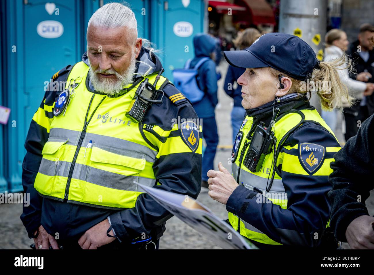 AMSTERDAM – Police officers at work. ANP /HOLLANDSE HOOGTE /ROBIN ...