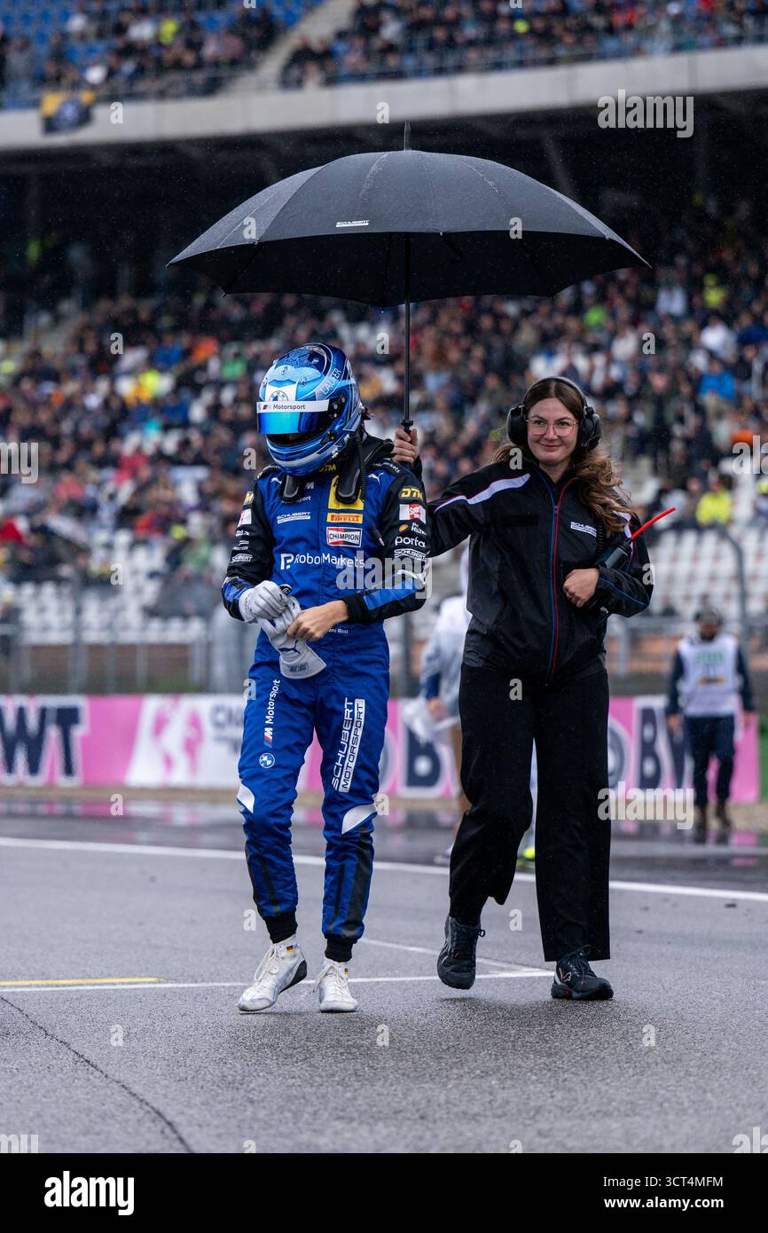 Rene Rast (Deutschland, Schubert Motorsport, BMW M4 GT3 Evo, #33) in ...