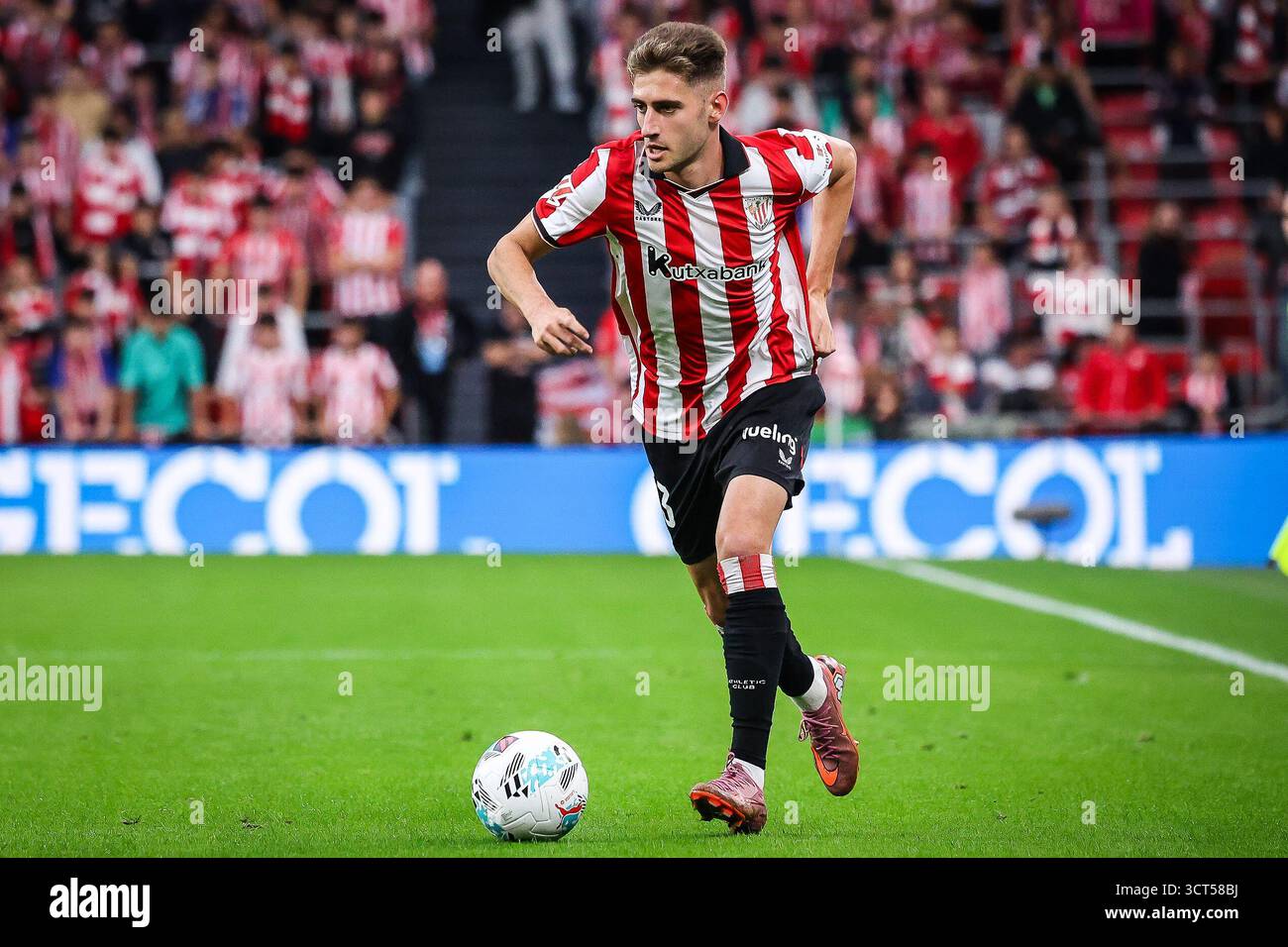 Robert NAVARRO of Athletic Bilbao during the Spanish championship ...