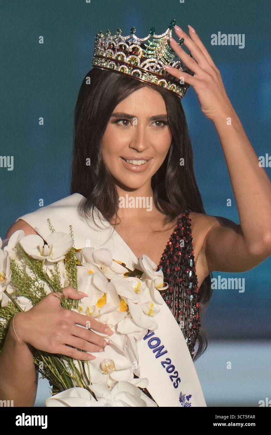 Newly-crowned Miss Lebanon Perla Harb poses after winning the Miss ...