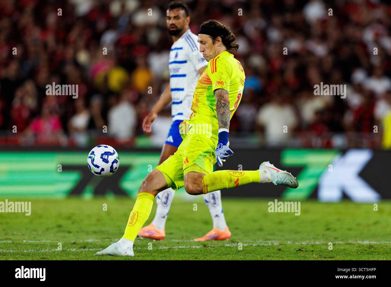 Rio de Janeiro, Brazil - October 02: Goalkeeper Cássio Ramos of ...