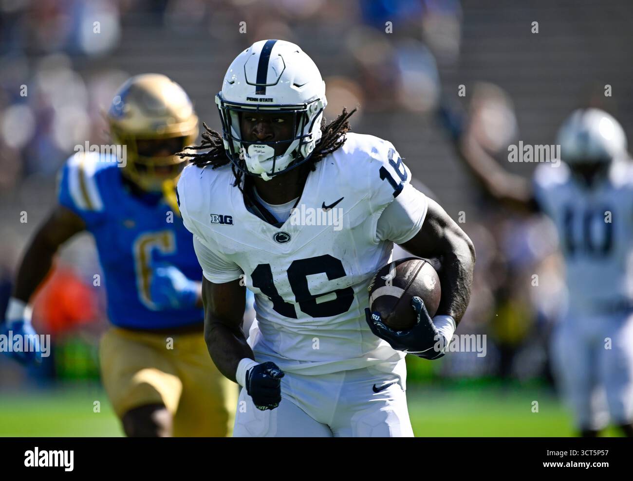 October 04, 2025 Penn State Nittany Lions tight end Khalil Dinkins (16 ...