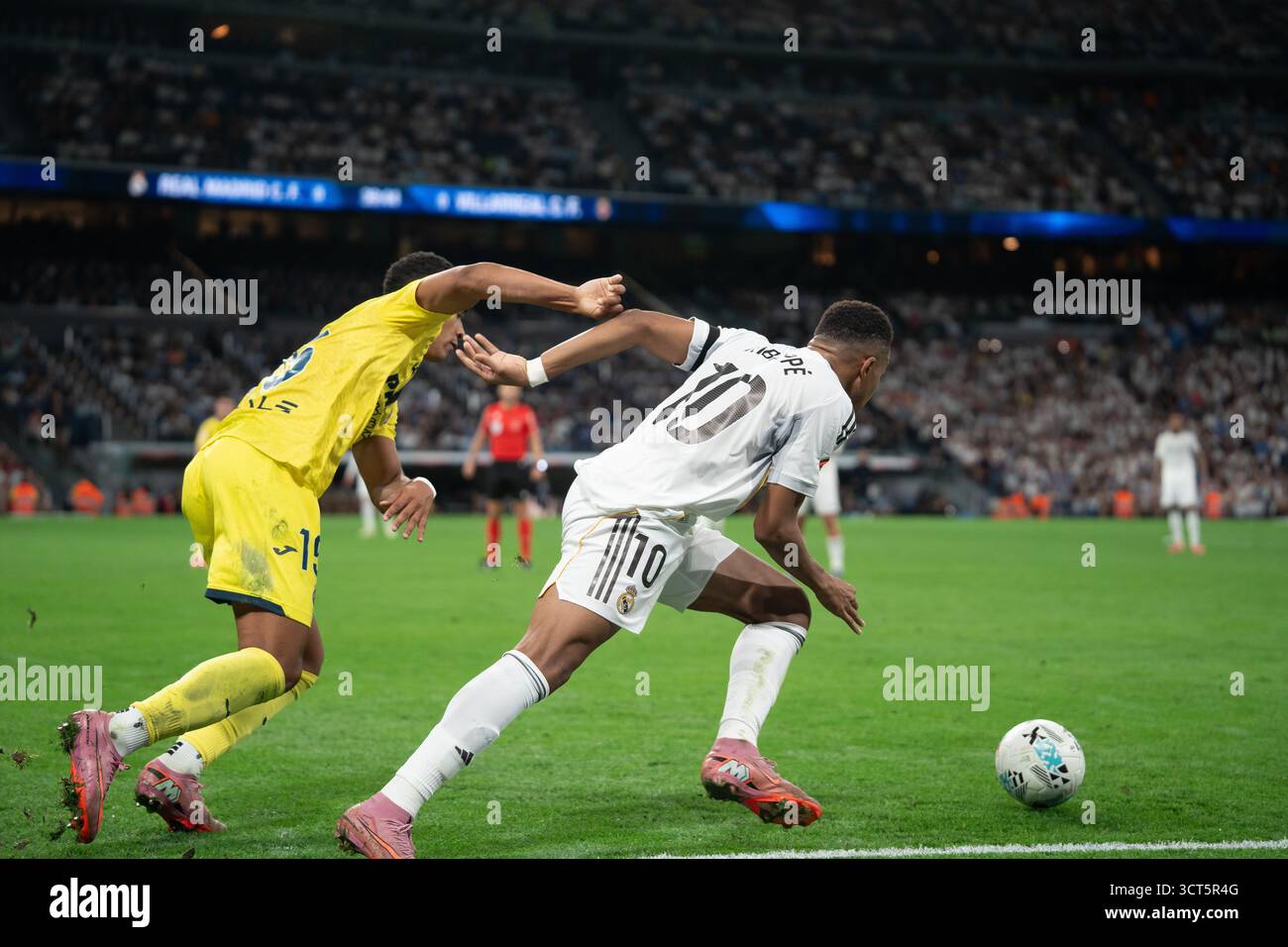 Kylian mbappé real madrid hi-res stock photography and images - Alamy