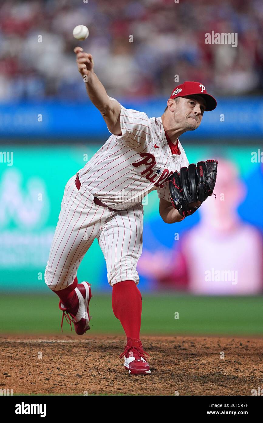 Philadelphia Phillies' David Robertson pitches during the sixth inning ...