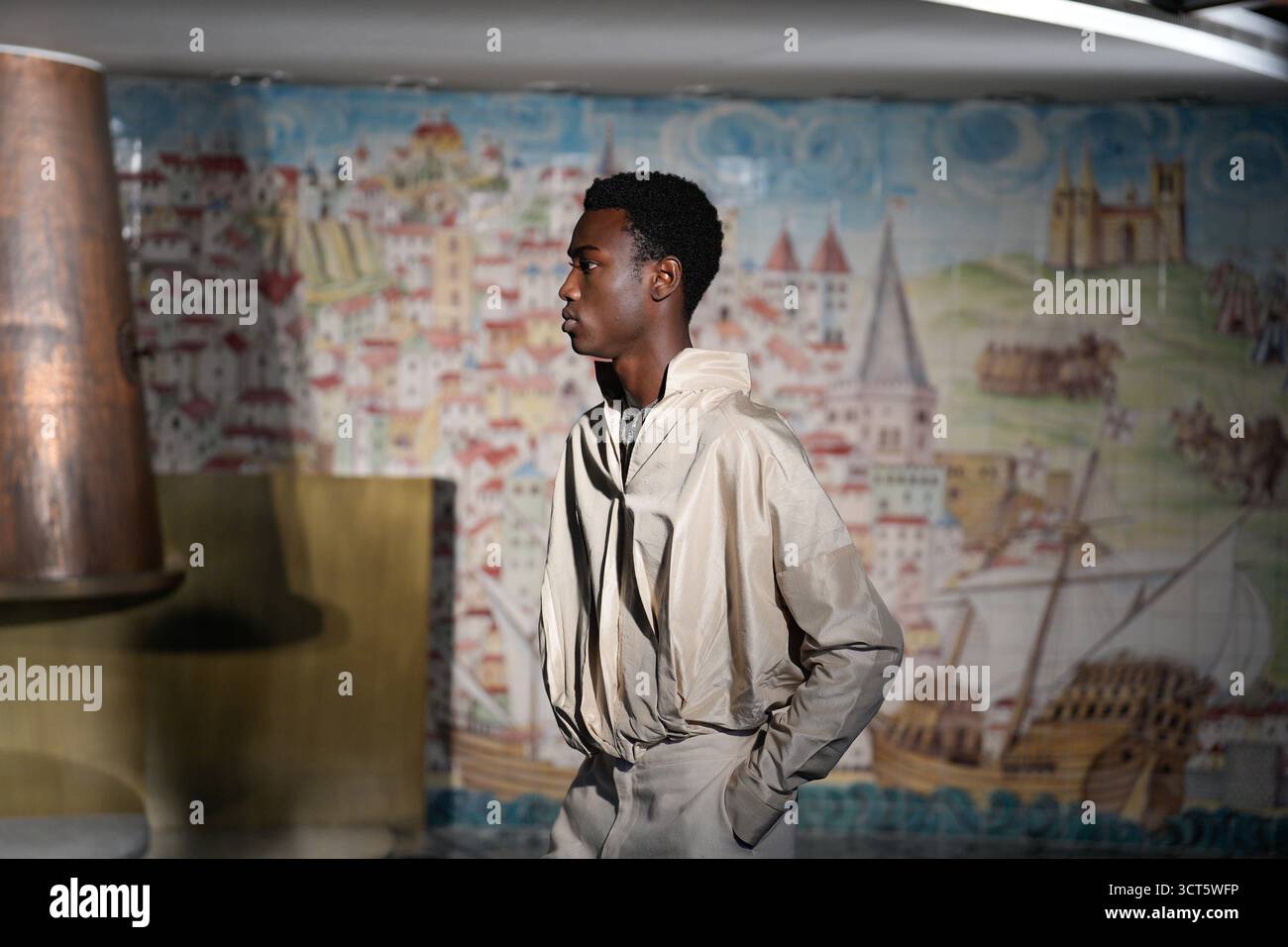 Lisbon Fashion Week in Lisboa, Portugal - 04 Oct 2025 A model walks the ...