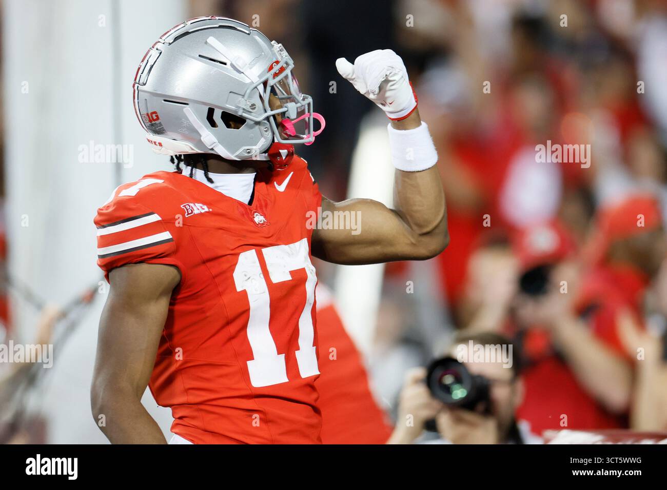 Ohio State receiver Carnell Tate celebrates his touchdown against ...