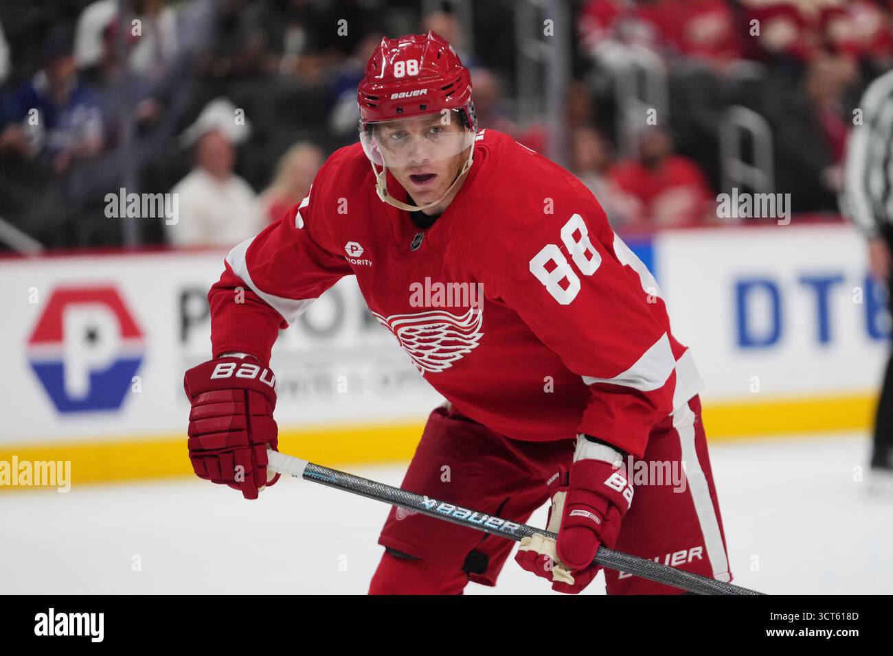 Detroit Red Wings right wing Patrick Kane (88) plays against the ...