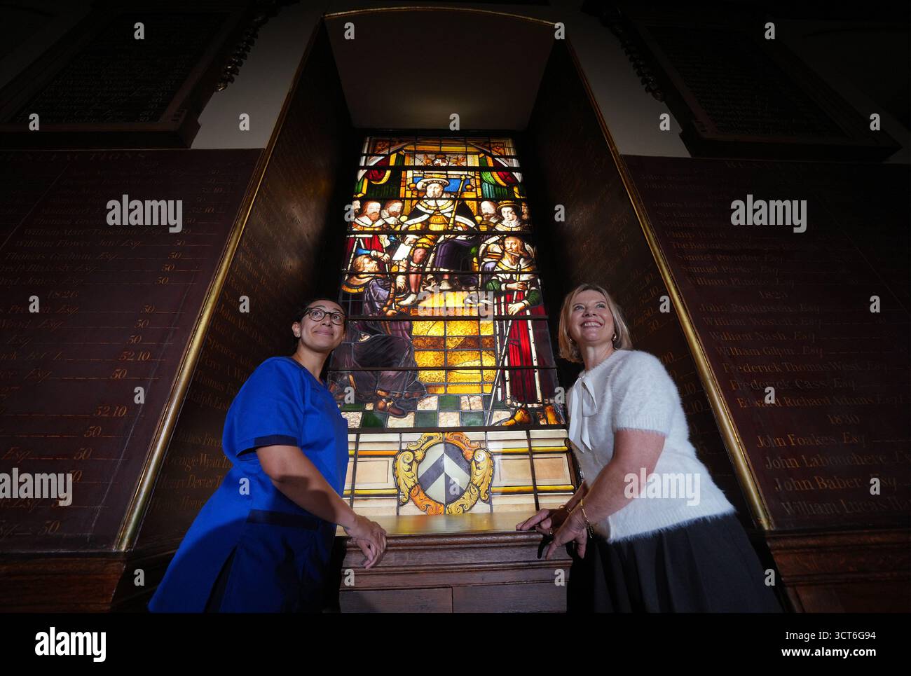 EMBARGOED TO 0001 MONDAY OCTOBER 6 Sarah Dominguez (left) and Wendy ...