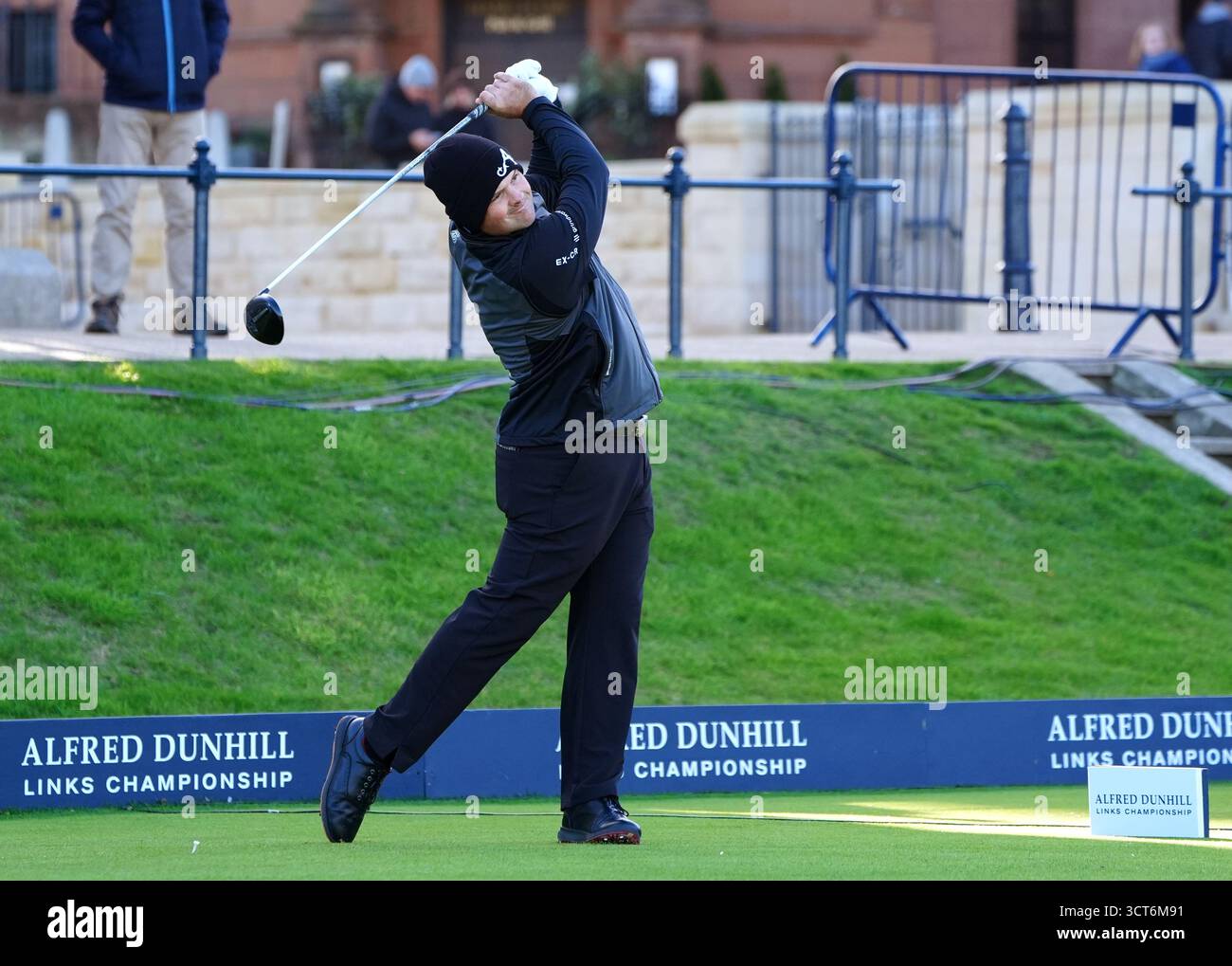 Patrick Reed on the 1st tee during day four of the 2025 Alfred Dunhill ...