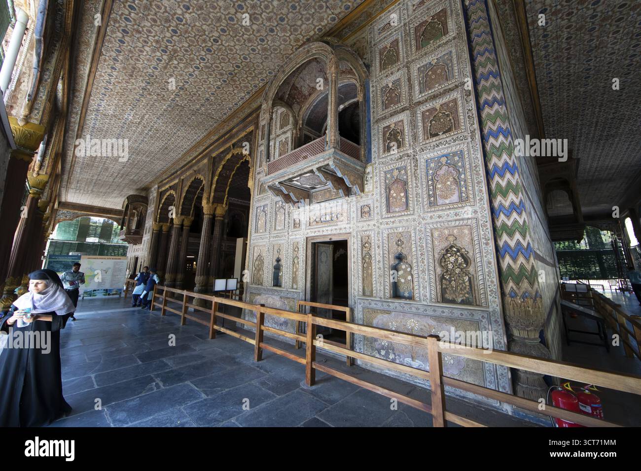 Daria Daulat Bagh or Tipu Sultan's Summer Palace, interior view ...