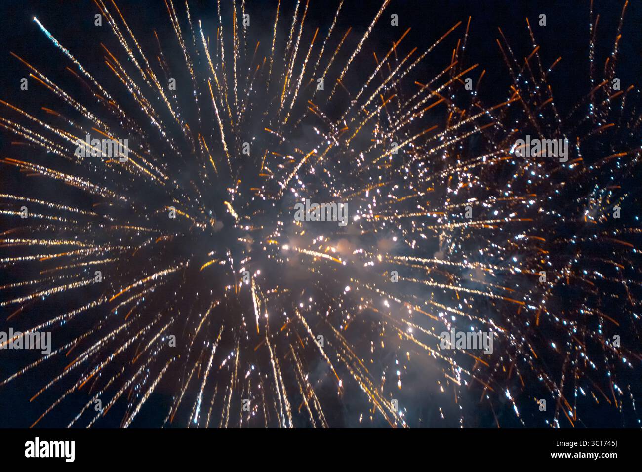 Streaking fire bursts hi-res stock photography and images - Alamy