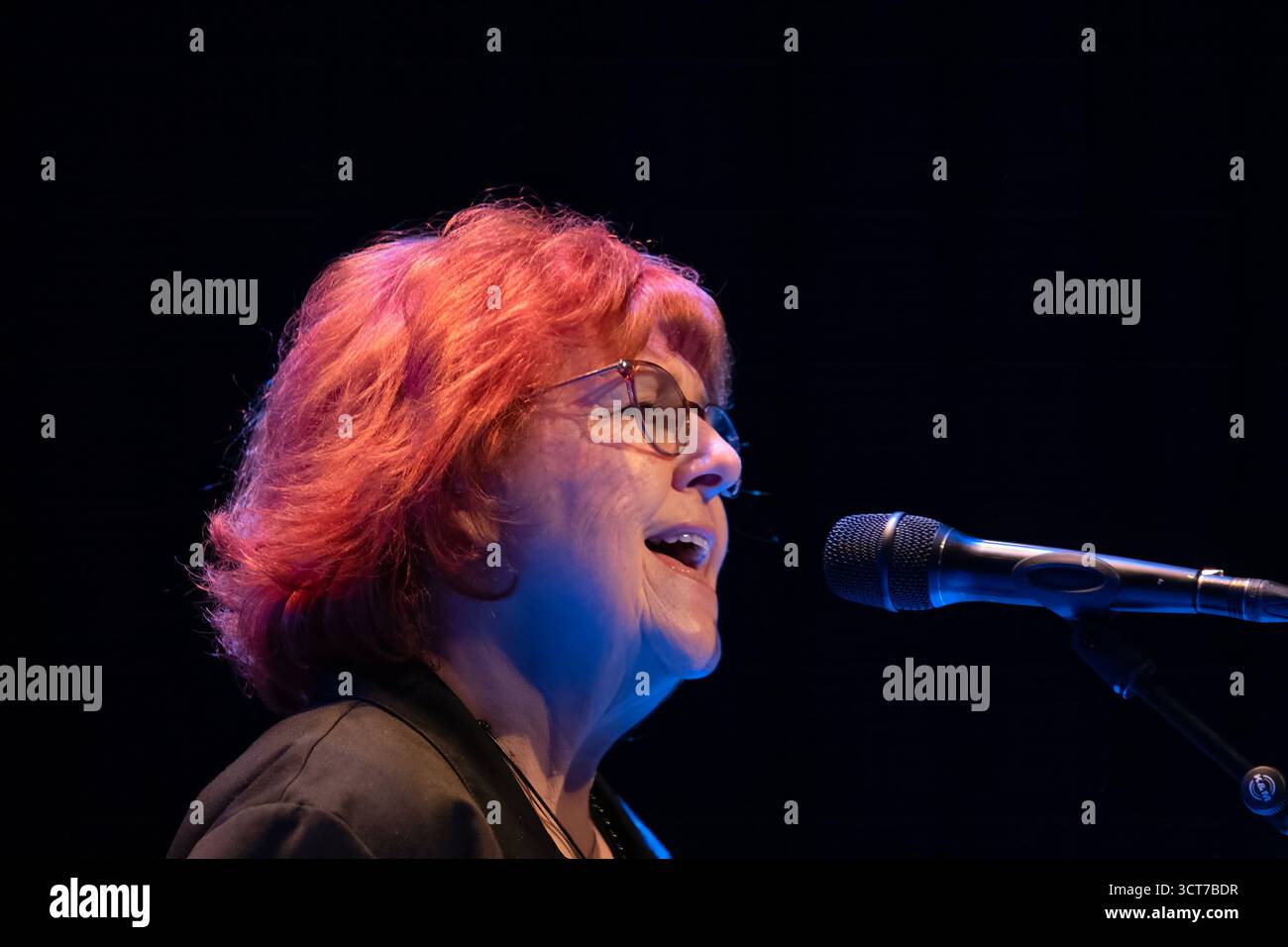 Maggie Reilly At The Q-Factory At Amsterdam The Netherlands 4-10-2025 ...