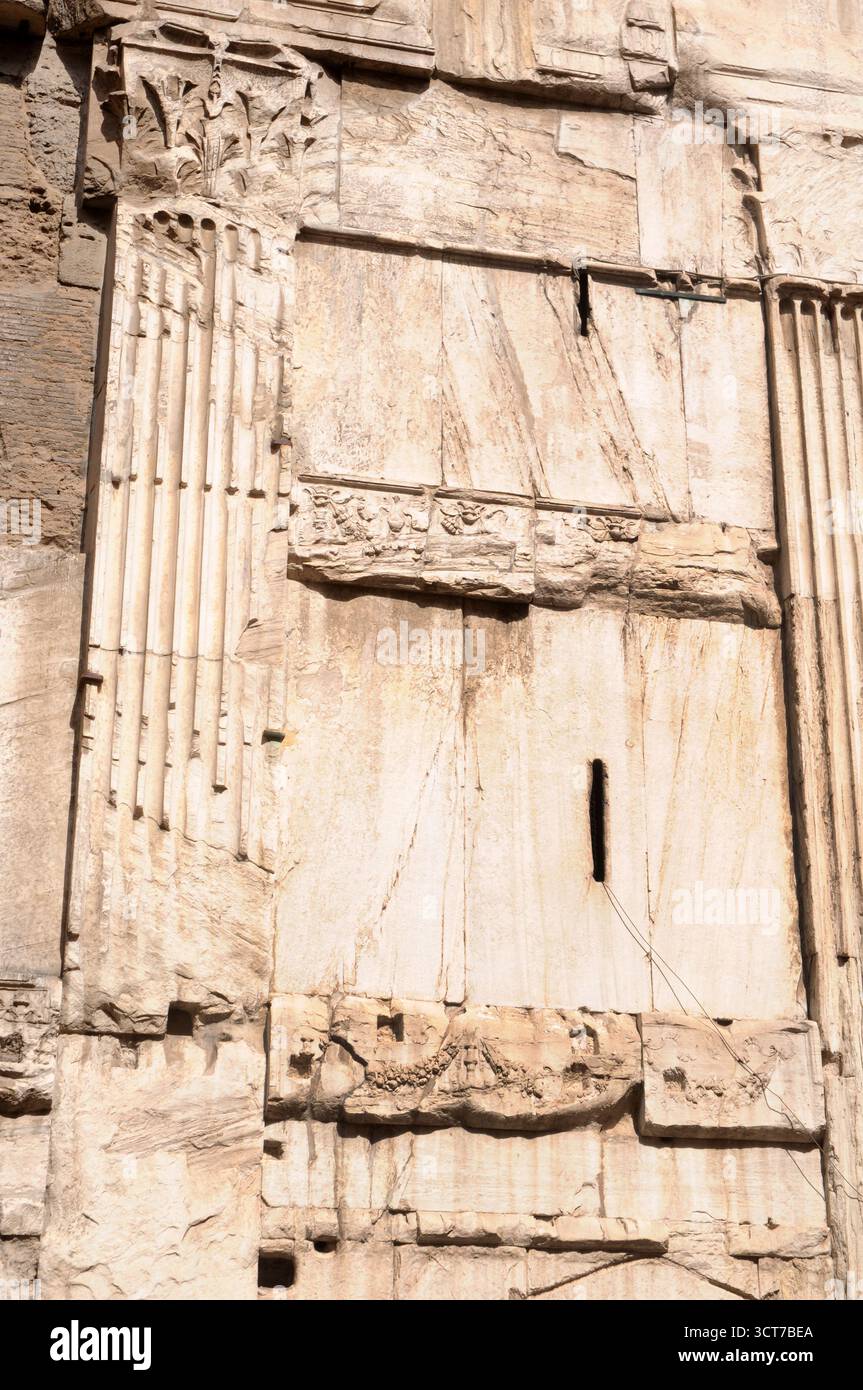Roman pantheon side hi-res stock photography and images - Alamy