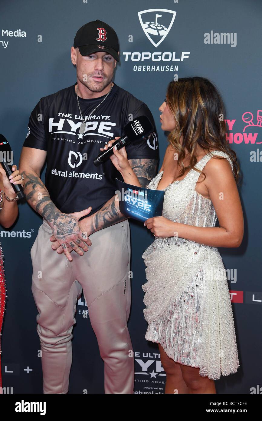 Chris Broy, Eva Benetatou - THE ULTIMATE HYPE in der Rudolf-Weber-Arena in Oberhausen am 04.10. ...