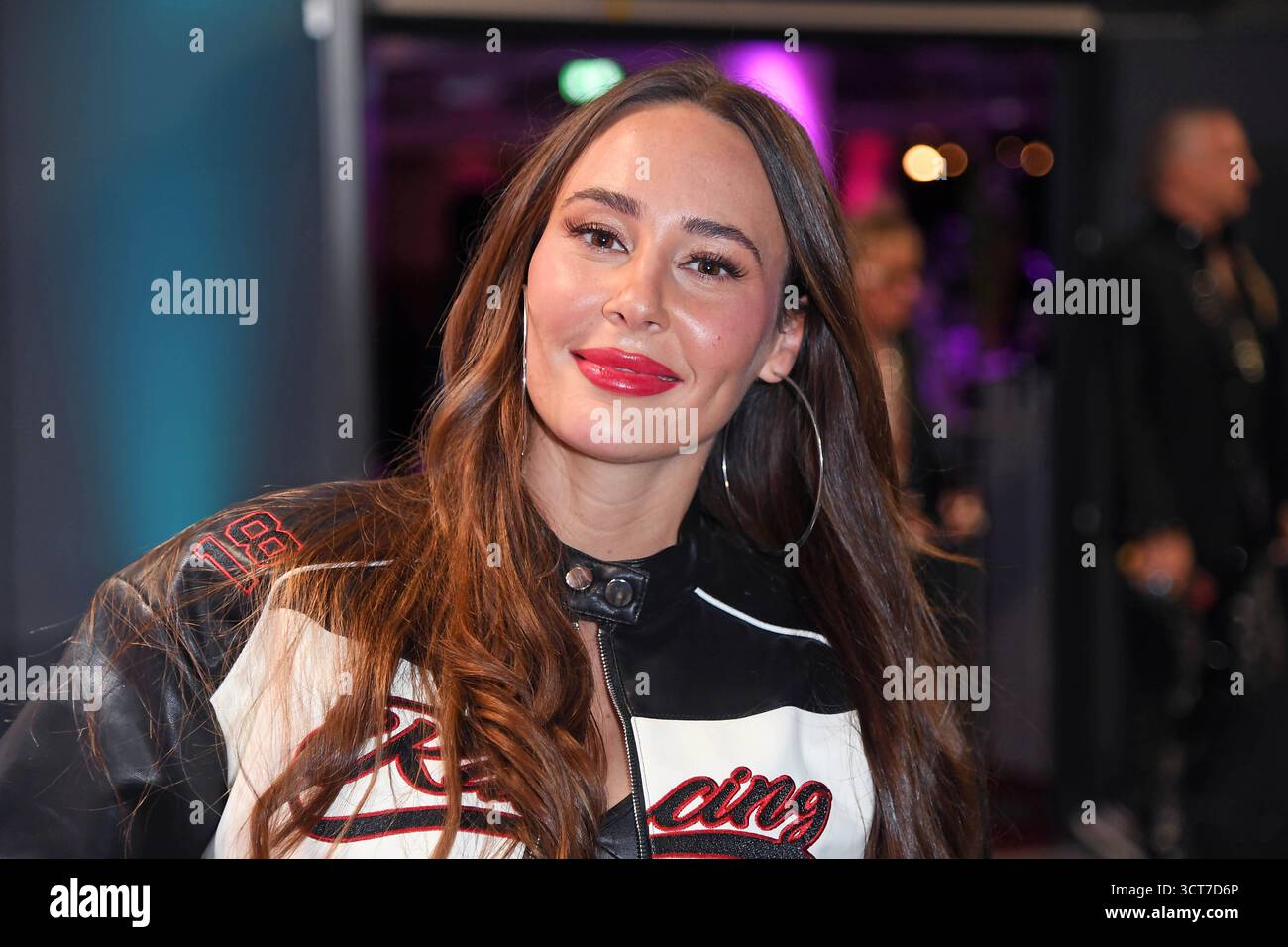 Alessia Herren - THE ULTIMATE HYPE in der Rudolf-Weber-Arena in Oberhausen am 04.10.2025 ...