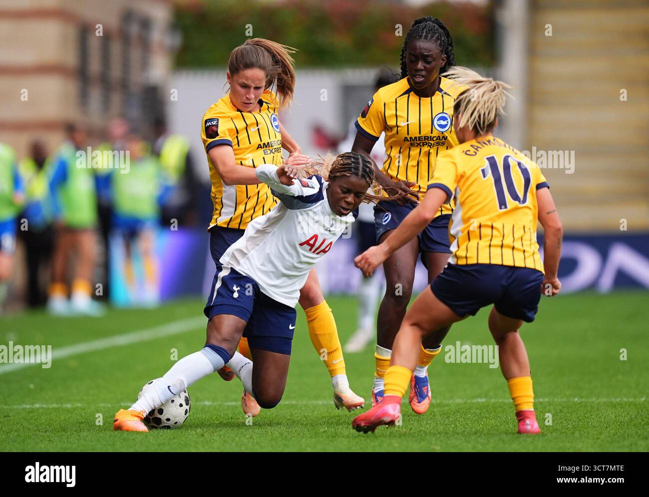 Brighton and Hove Albion's Marisa Olislagers (left) and Tottenham ...