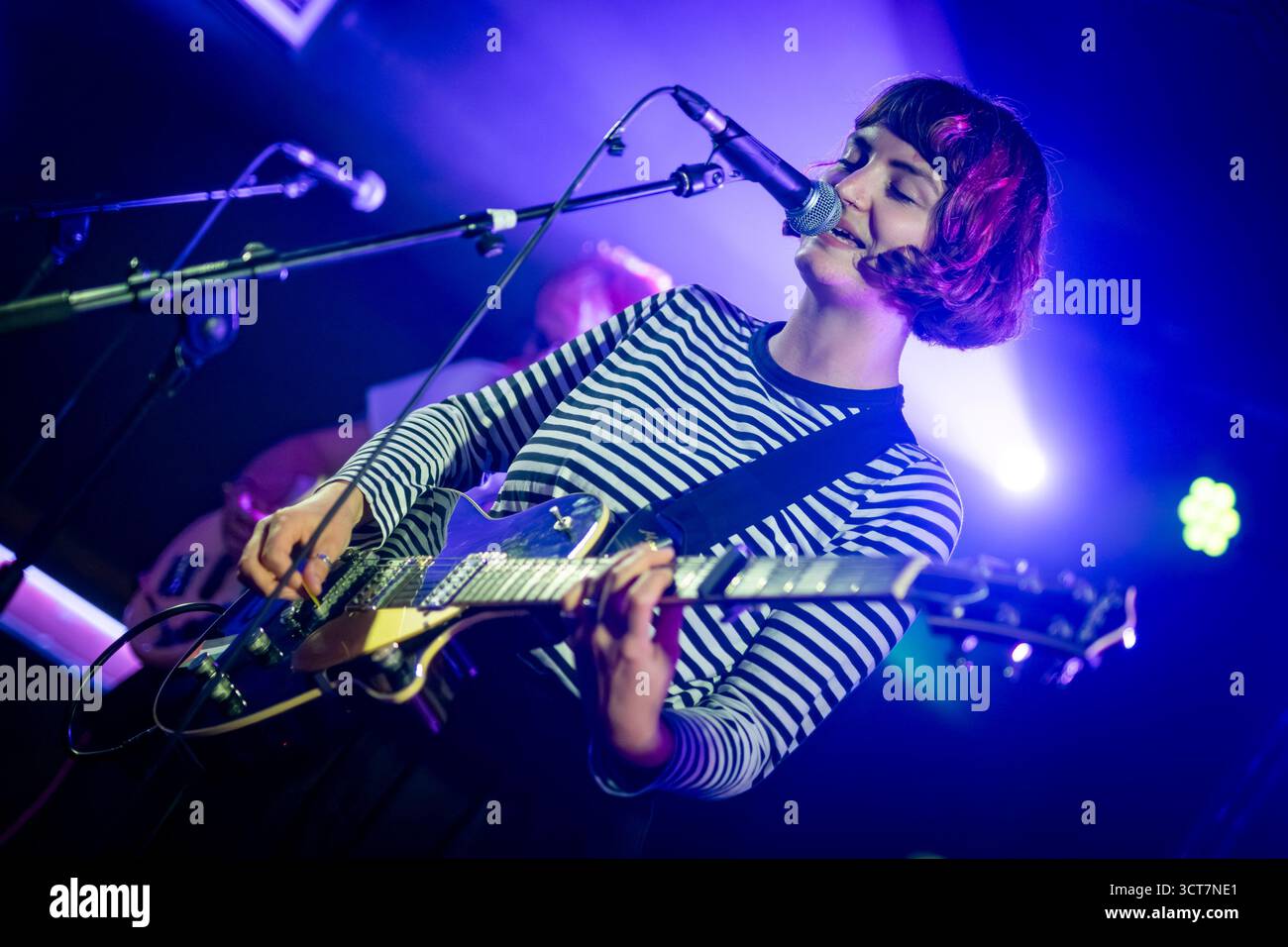 Edinburgh indiepop all dayer mash house hi-res stock photography and ...