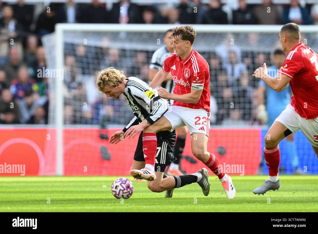 St. James's Park, Newcastle on Sunday 5th October 2025. Ryan Yates of ...