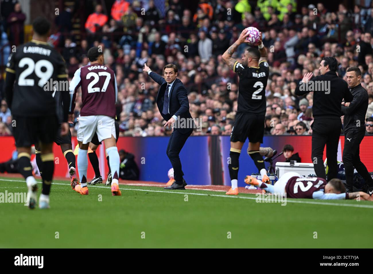 Burnley manager Scott Parker (centre) during the Premier League match ...
