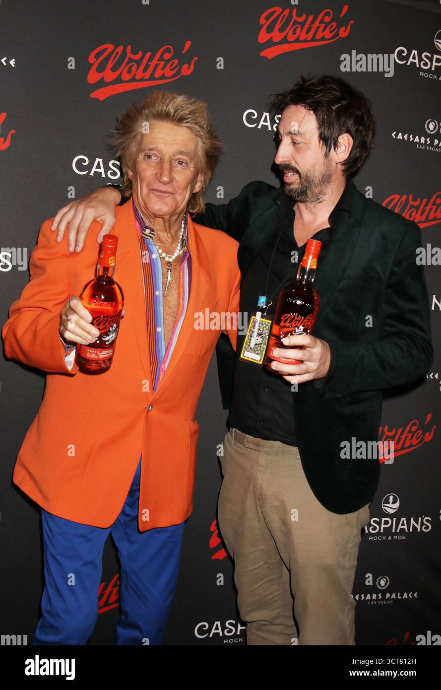 Photo by: zz/Raoul Gatchalian/STAR MAX/IPx 2025 10/4/25 Sir Rod Stewart ...