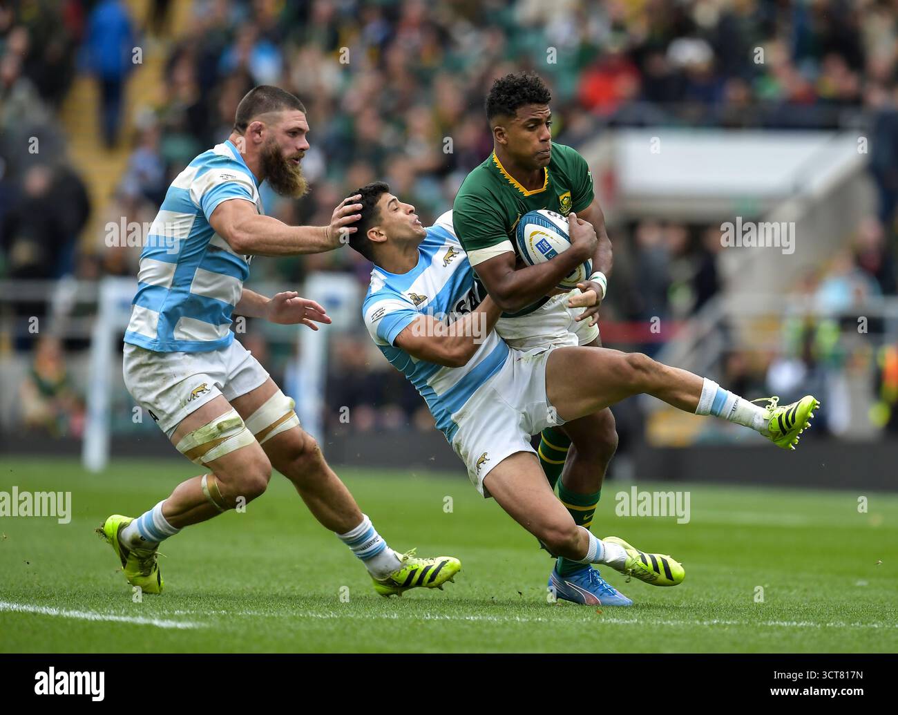 Simón Benitez Cruz of Argentina and Canan Moodie of South Africa in ...