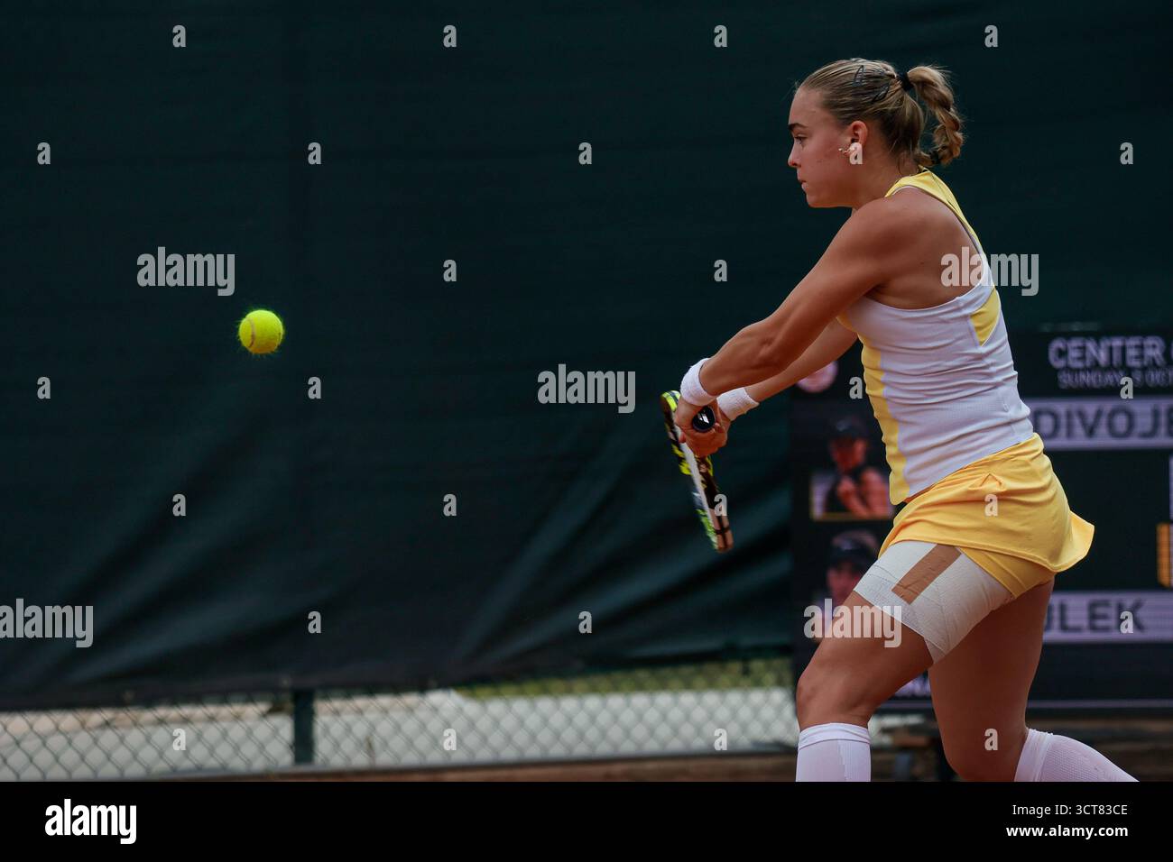 WTA 125 Final Singular Lola Radivojevic (SBR) vs Sara Bejlek (CZE ...