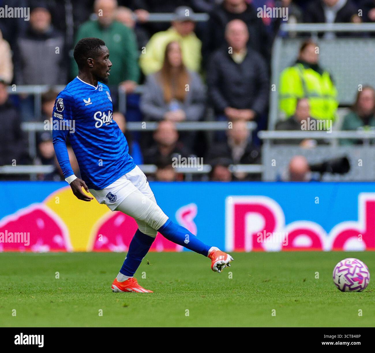 Hill Dickinson Stadium, Liverpool, UK. 5th Oct, 2025. Premier League ...