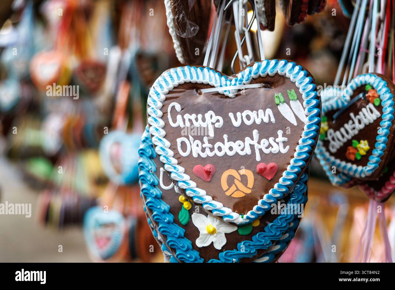 05 October 2025, Bavaria, Munich: A gingerbread heart with the ...