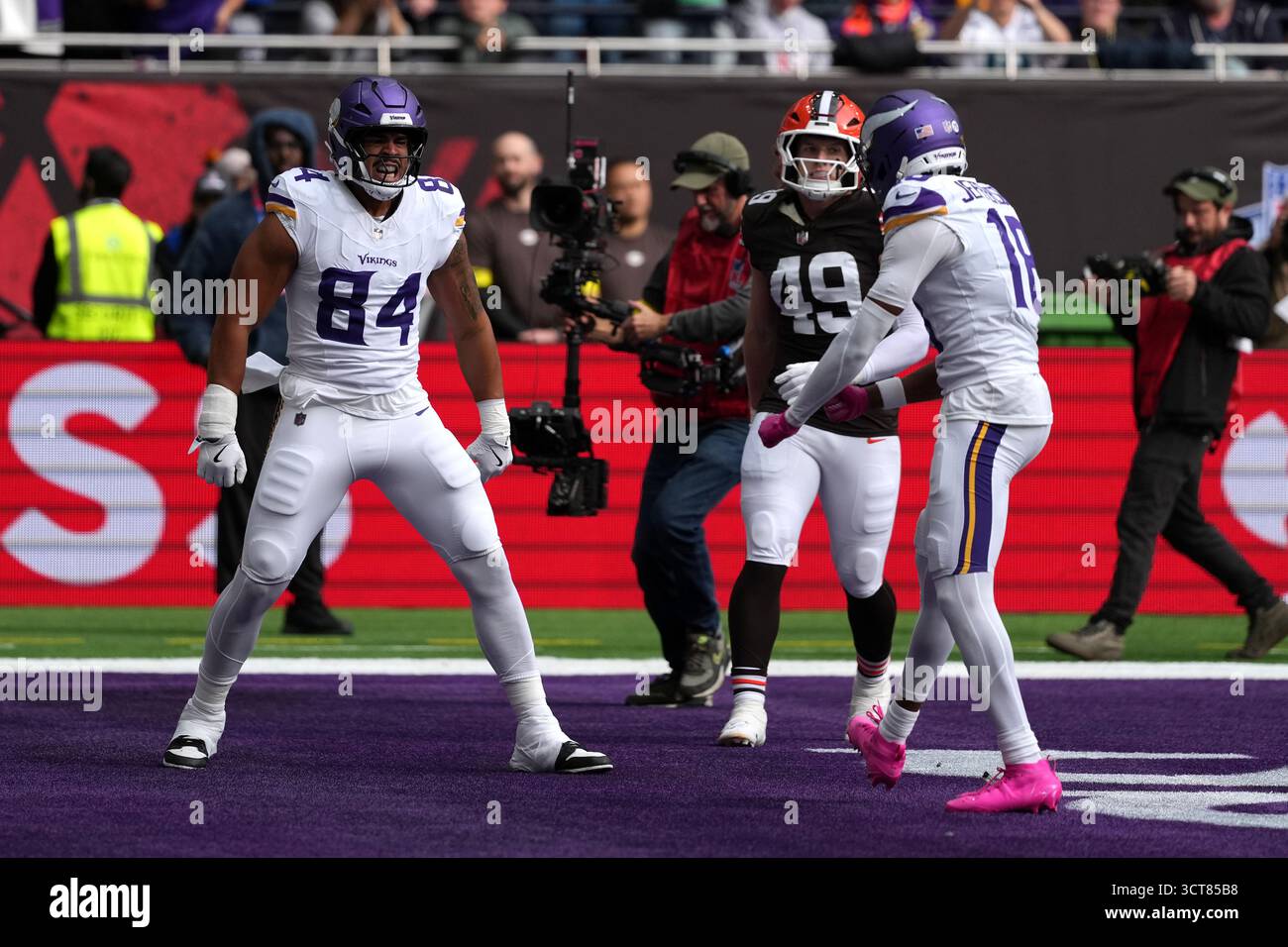 Minnesota Vikings tight end Josh Oliver (84) celebrates after scoring a ...
