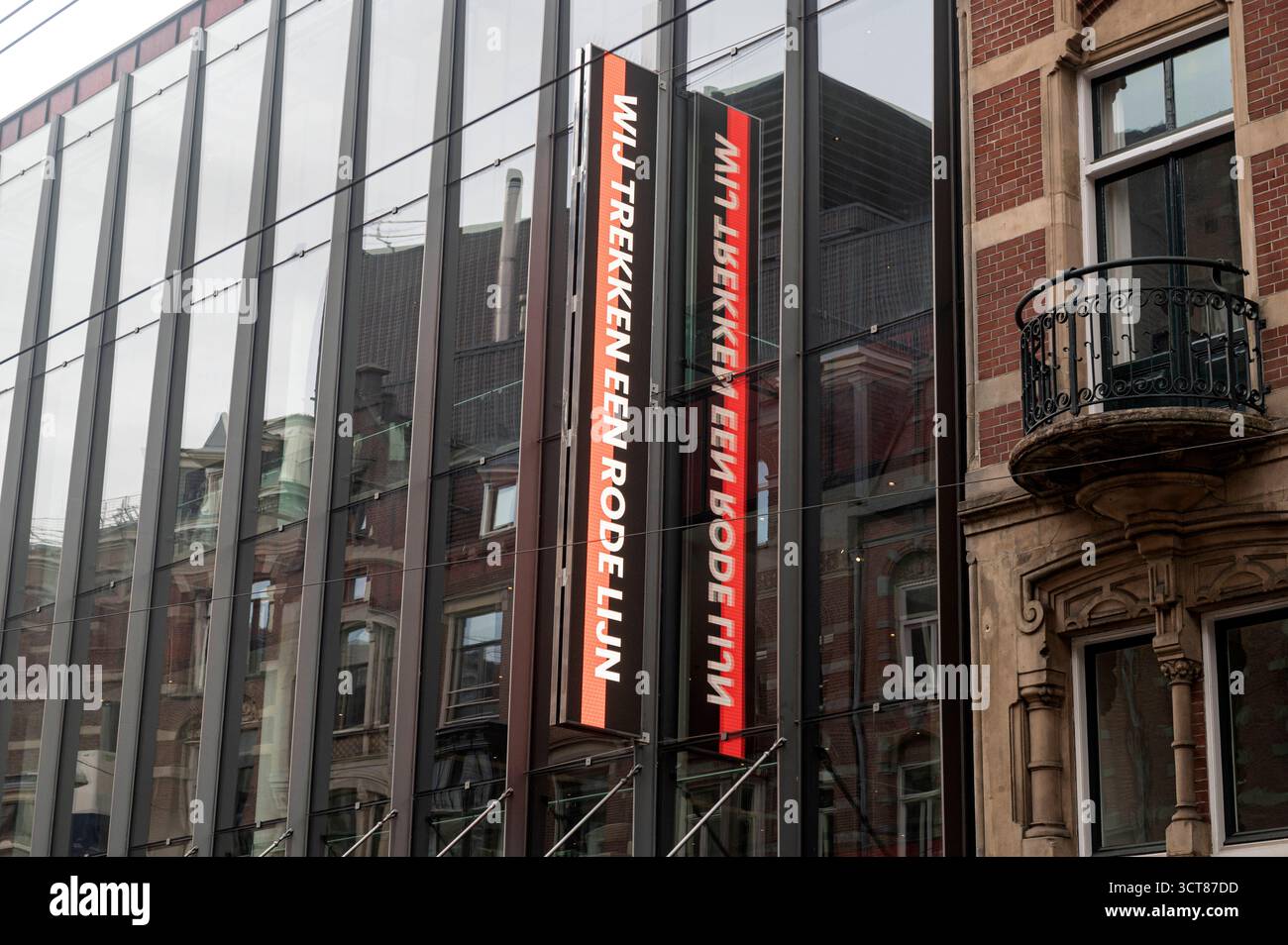 Amsterdam The Netherlands 5th October 2025 Rode lijn protest. Red line ...