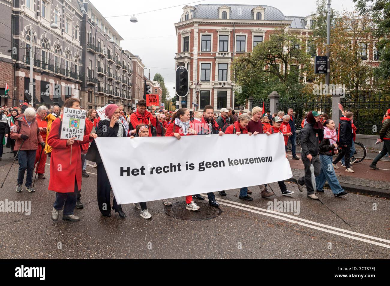 Amsterdam The Netherlands 5th October 2025 Rode lijn protest. Red line ...
