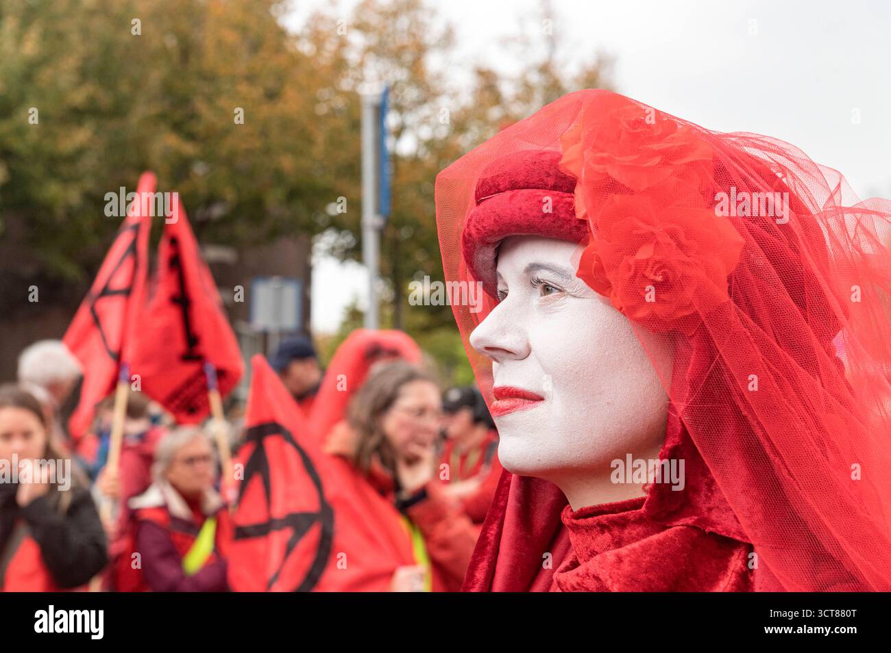 Amsterdam The Netherlands 5th October 2025 Rode lijn protest. Red line ...