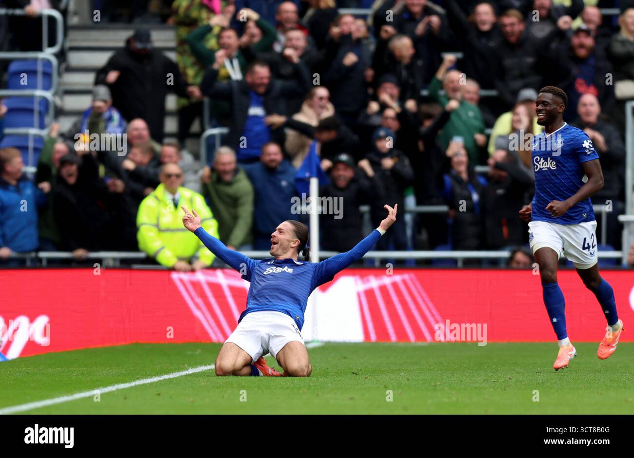 Everton's Jack Grealish (left) celebrates after scoring his sides ...