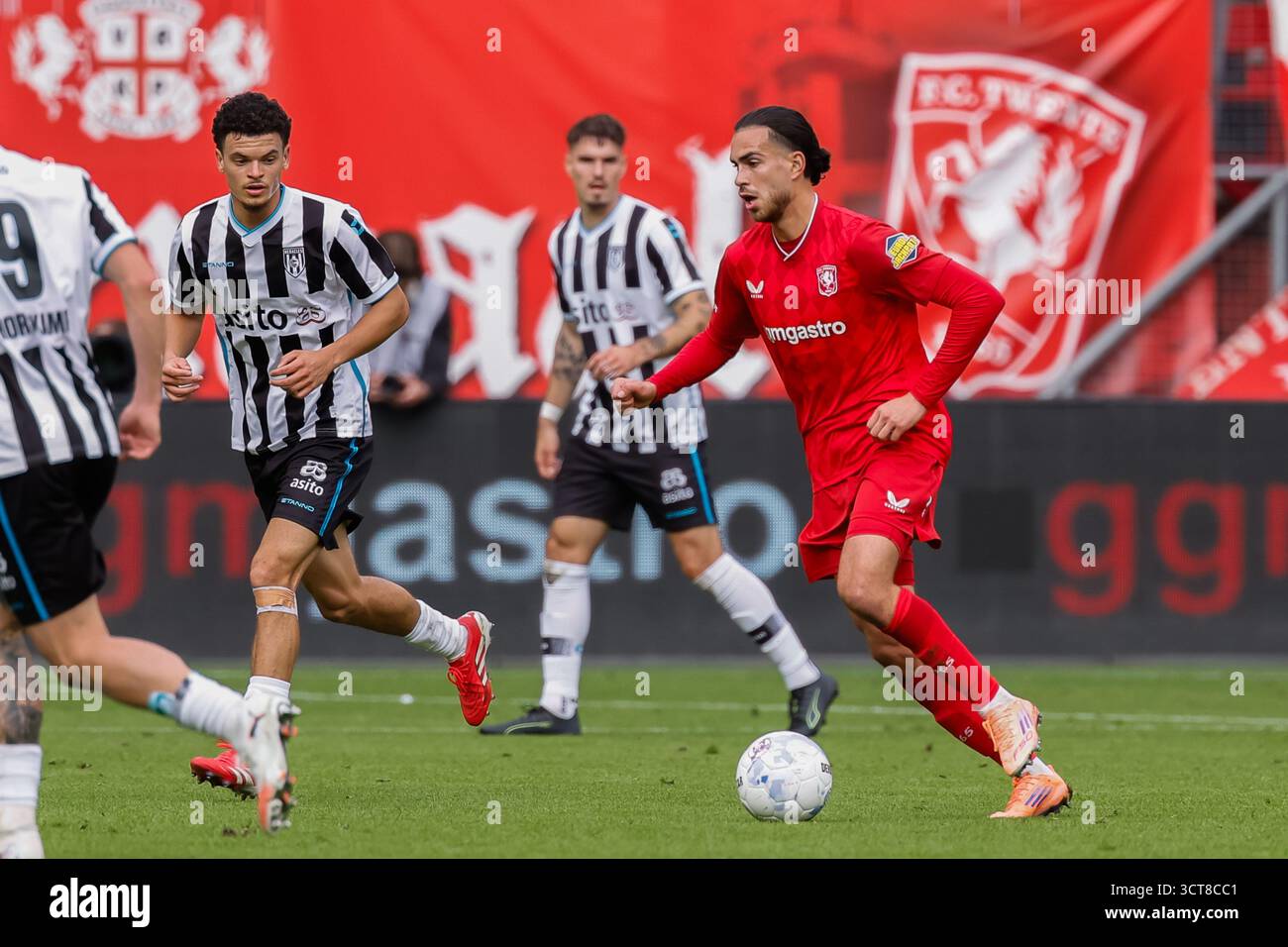 Ramiz Zerrouki of FC Twente controls the ball during the Eredivisie ...