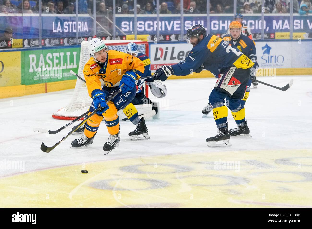 05/10/2025, Ambri, Gottardo Arena, NL: HC Ambri-Piotta - HC Davos, #72 Tino Kessler (Davos ...