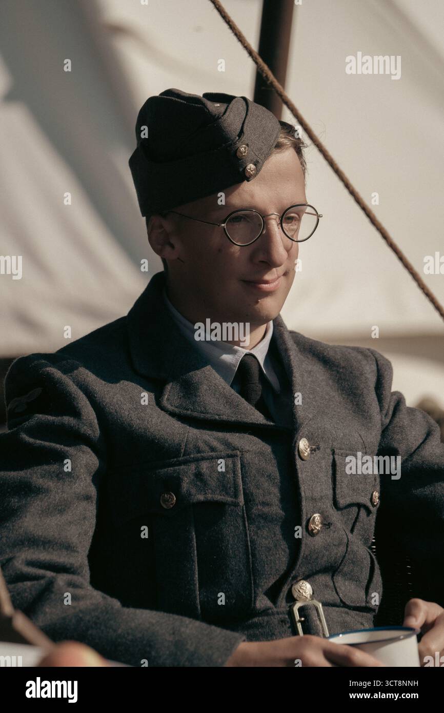 Raf officer hi-res stock photography and images - Alamy