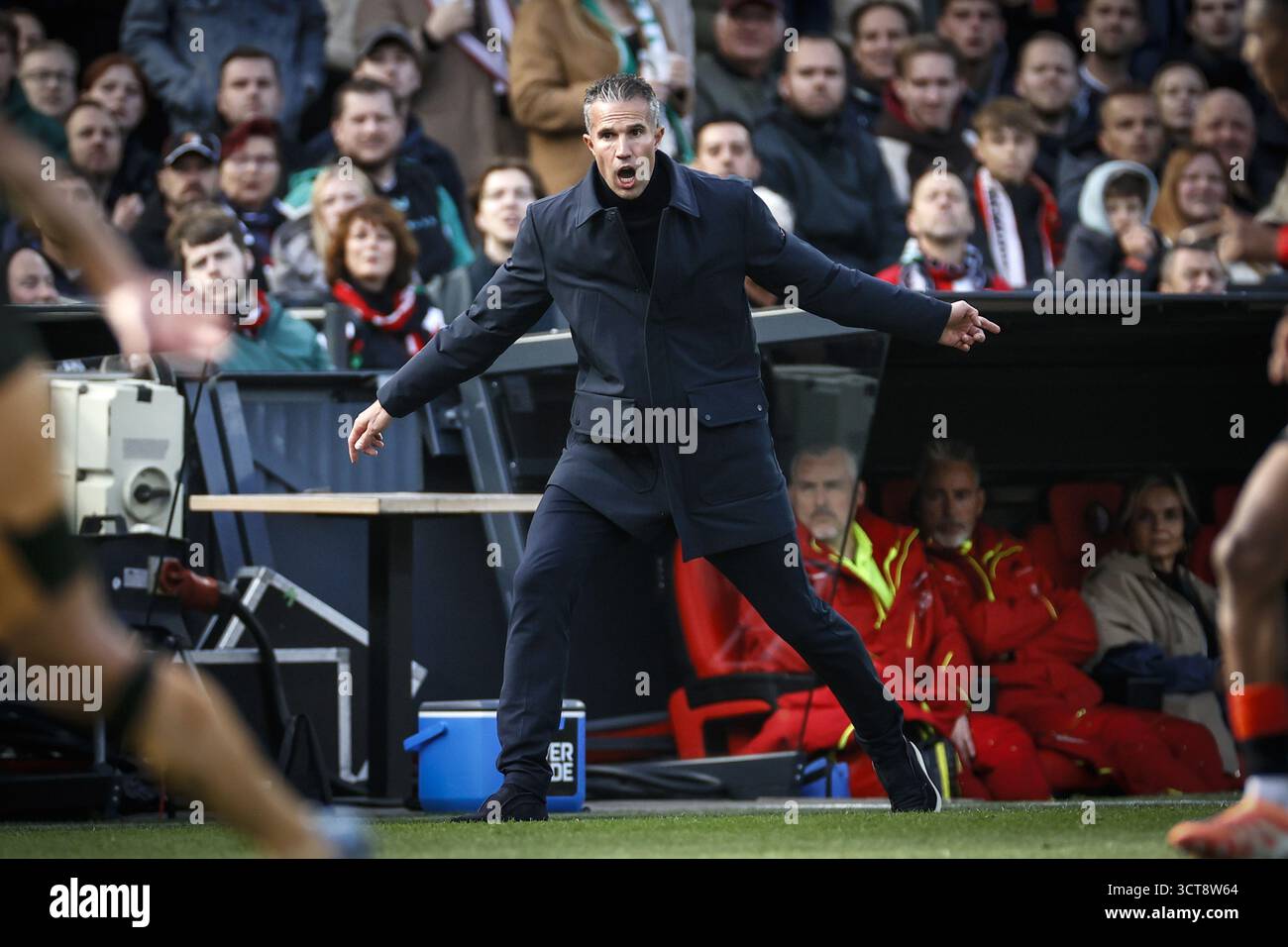ROTTERDAM - Feyenoord coach Robin van Persie during the Dutch ...