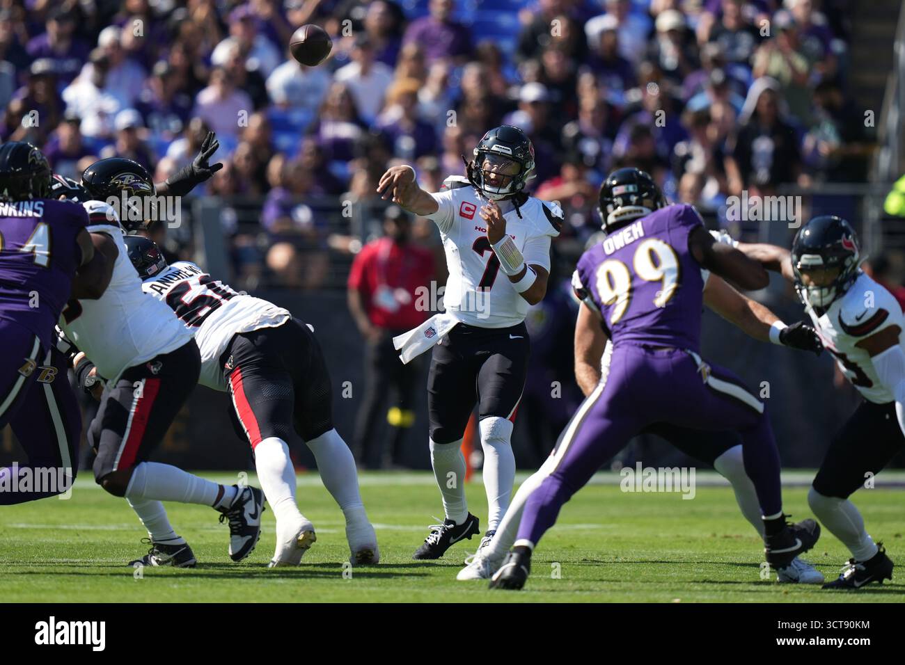 Houston Texans quarterback C.J. Stroud (7) throws during the first half ...