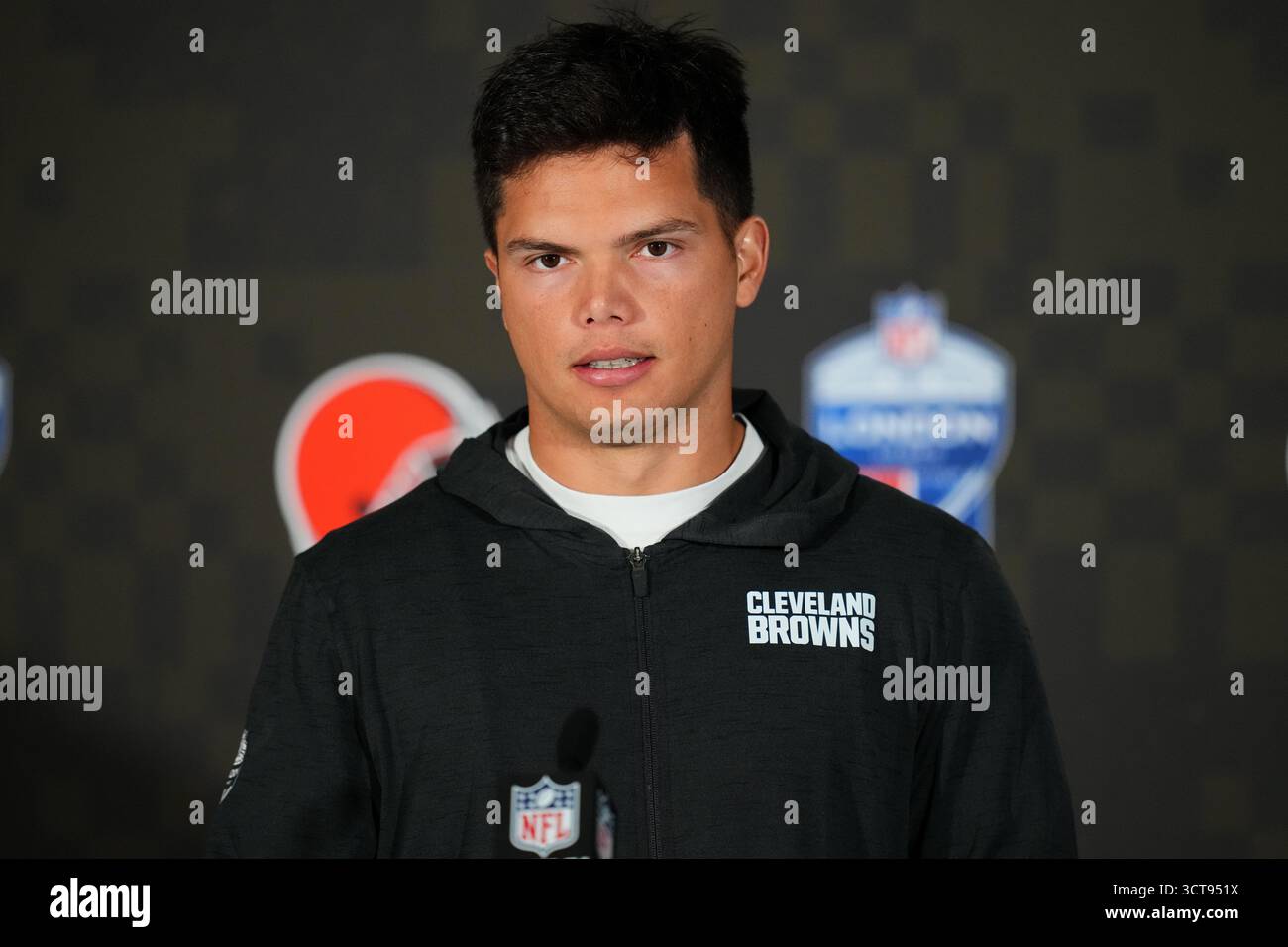 Cleveland Browns quarterback Dillon Gabriel (8) attends a press ...