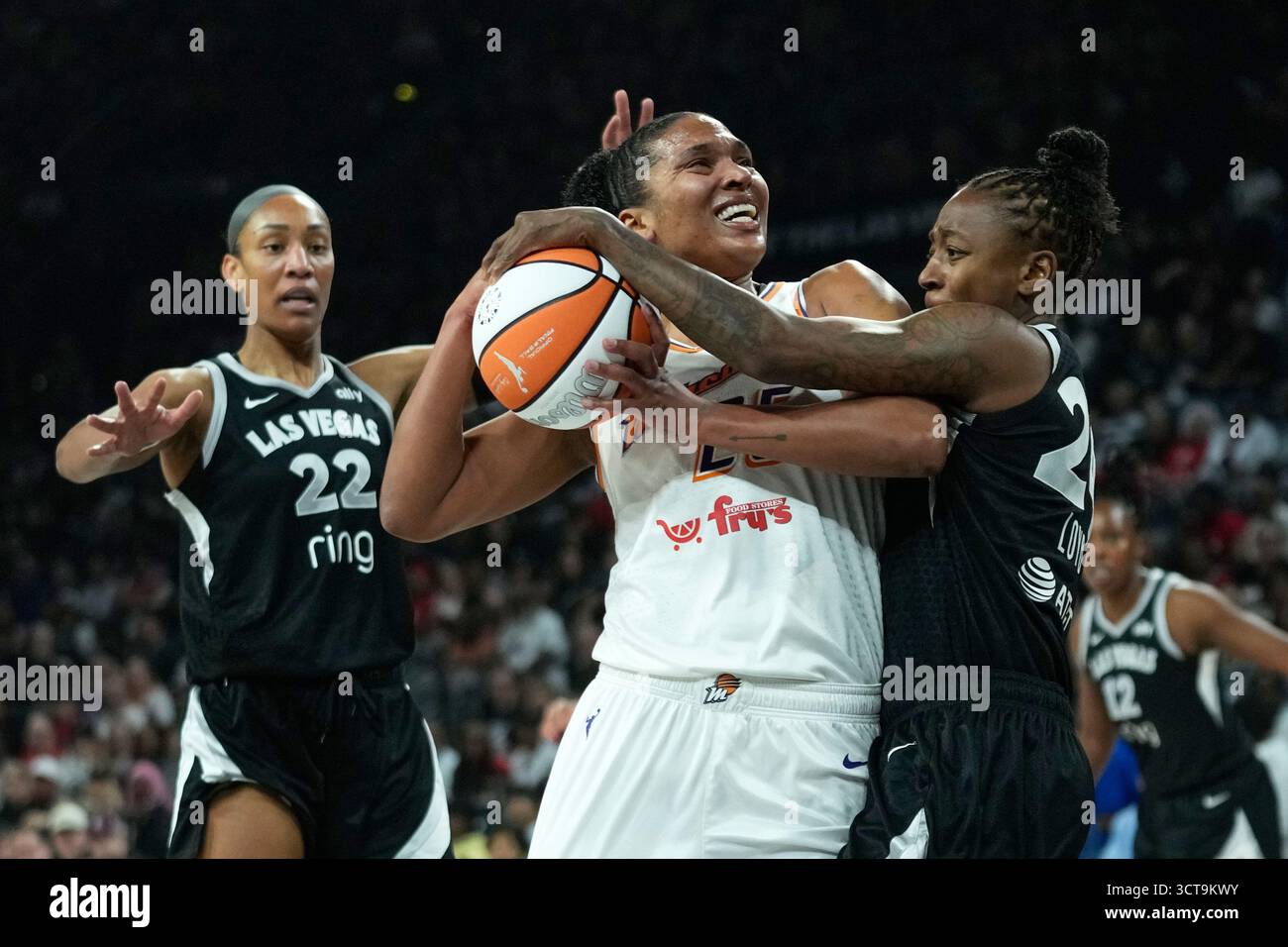 Las Vegas Aces guard Jewell Loyd (24), right, fouls Phoenix Mercury ...