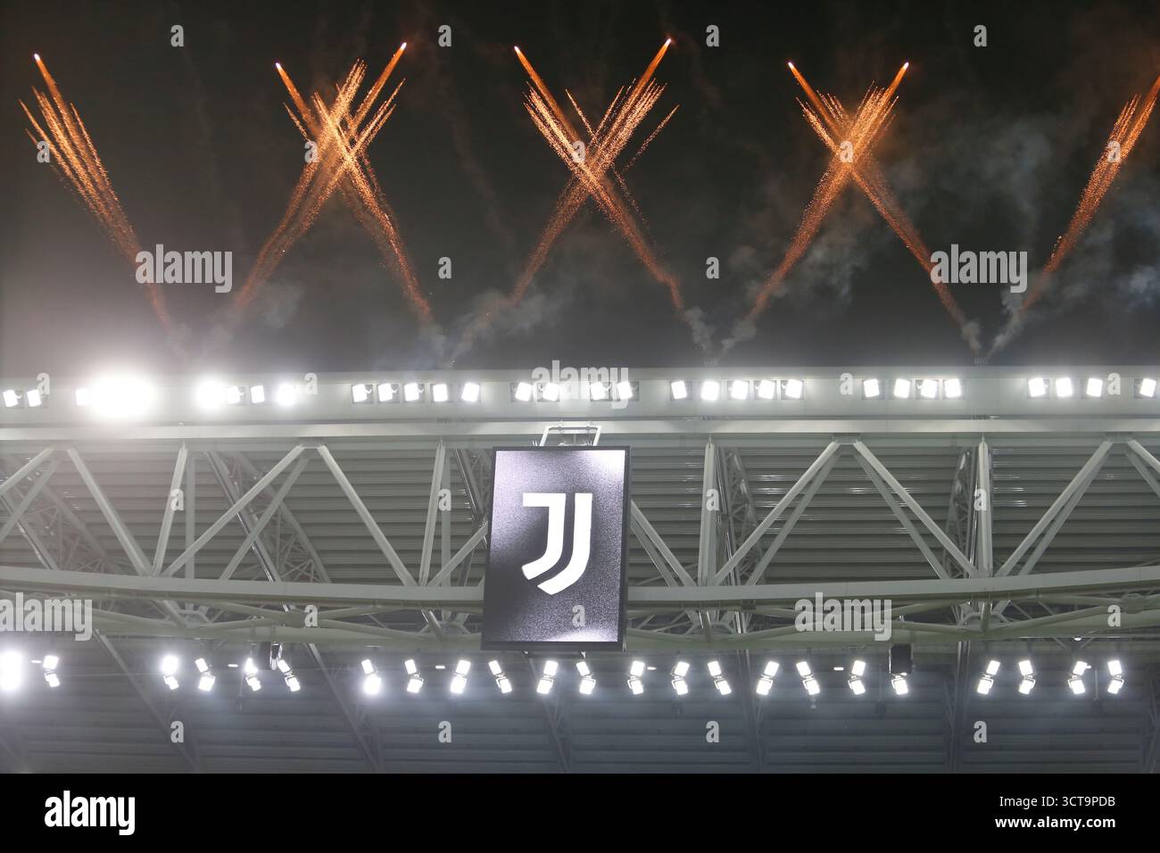 Serie a 2025 season hi-res stock photography and images - Alamy