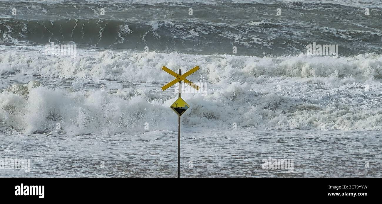 Sturmflut auf Sylt 05.10.25: Sturmflut auf der Nordseeinsel Sylt ...