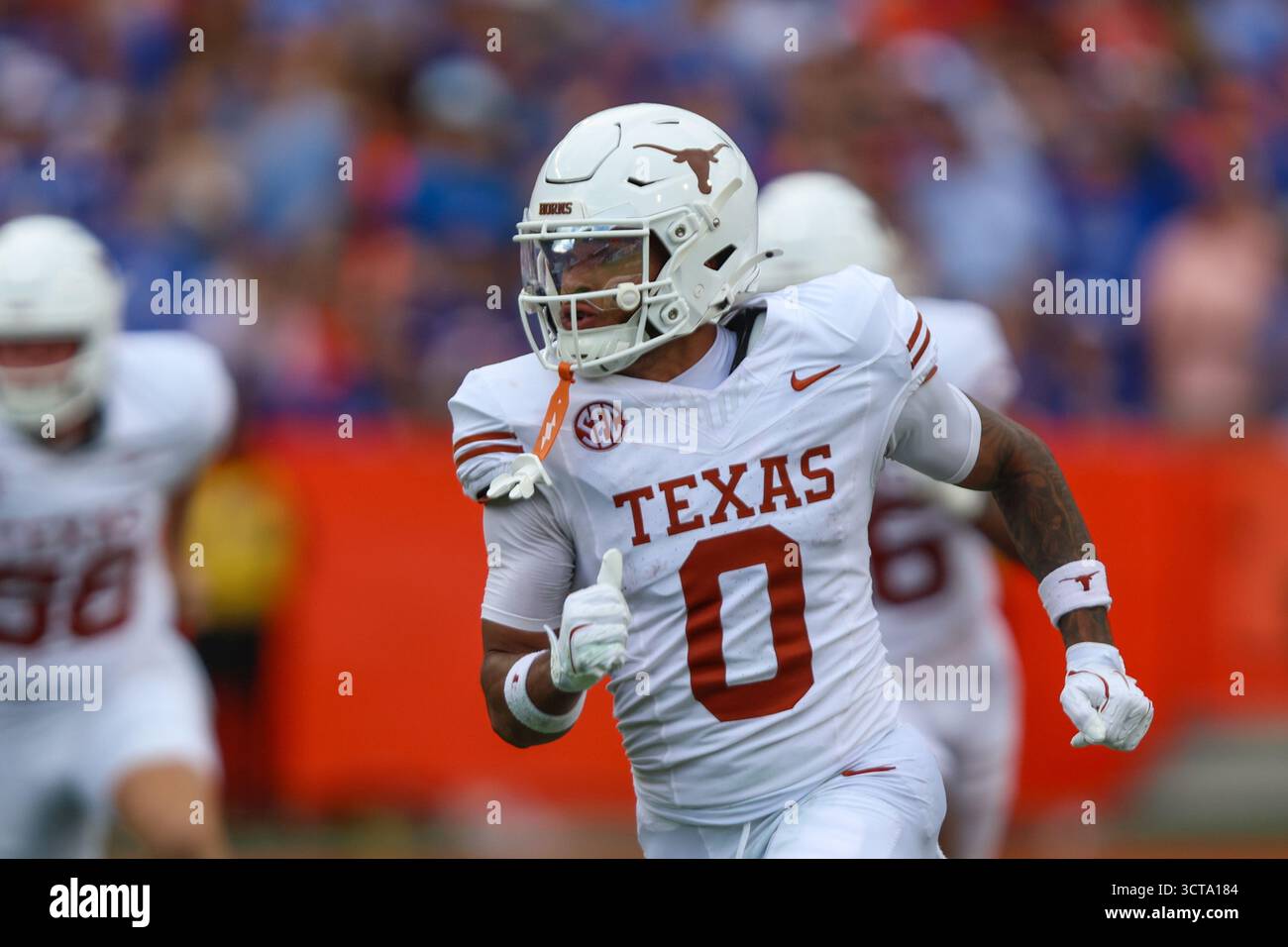Texas wide receiver DeAndre Moore Jr. (0) in action during an NCAA ...