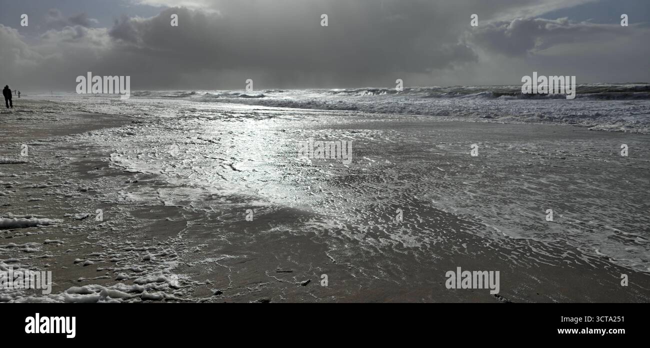 Sturmflut auf Sylt 05.10.25: Sturmflut auf der Nordseeinsel Sylt ...