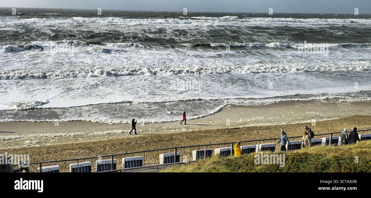 Sturmflut auf Sylt 05.10.25: Sturmflut auf der Nordseeinsel Sylt ...