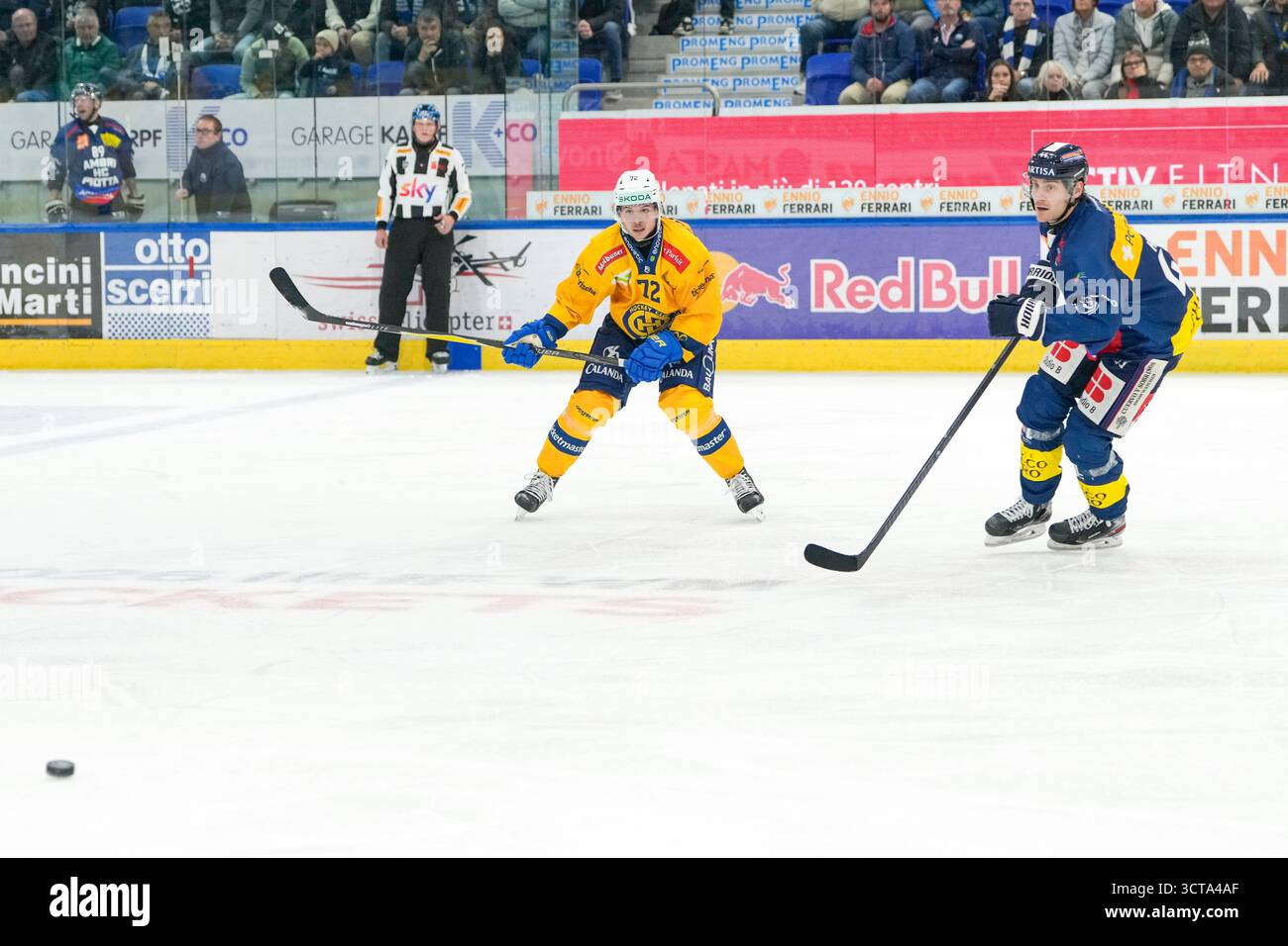 05/10/2025, Ambri, Gottardo Arena, NL: HC Ambri-Piotta - HC Davos, #44 Andre Heim (Ambri ...