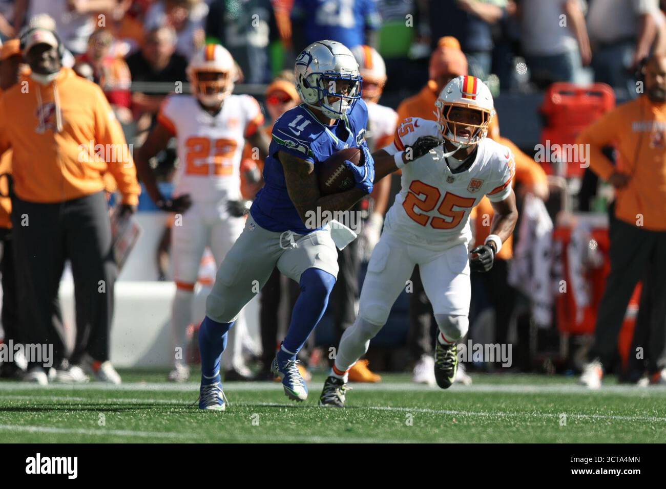 Seattle Seahawks wide receiver Jaxon Smith-Njigba (11) runs the ball as ...