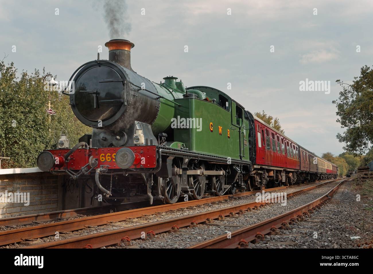 6695 Steam Train at Avon Riverside Stock Photo - Alamy