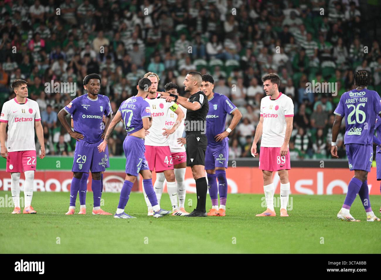 Lisbon, Portugal. 5 October 2025. Sporting CP against SC Braga for the ...